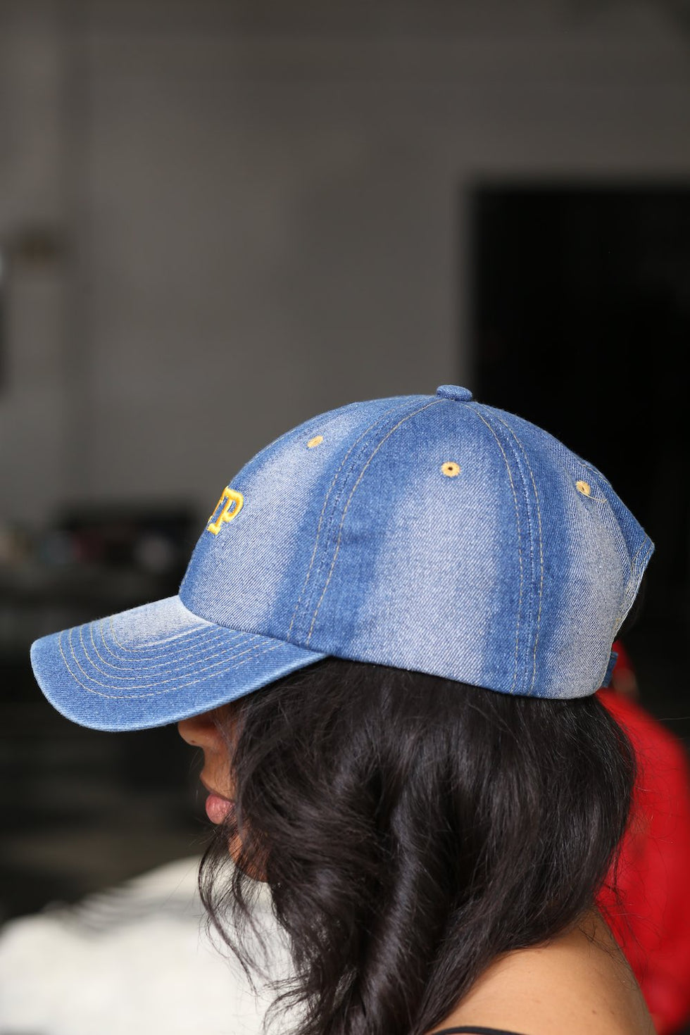 My ΣΓΡ Jeans polo dad cap, light denim – Burning Sands™