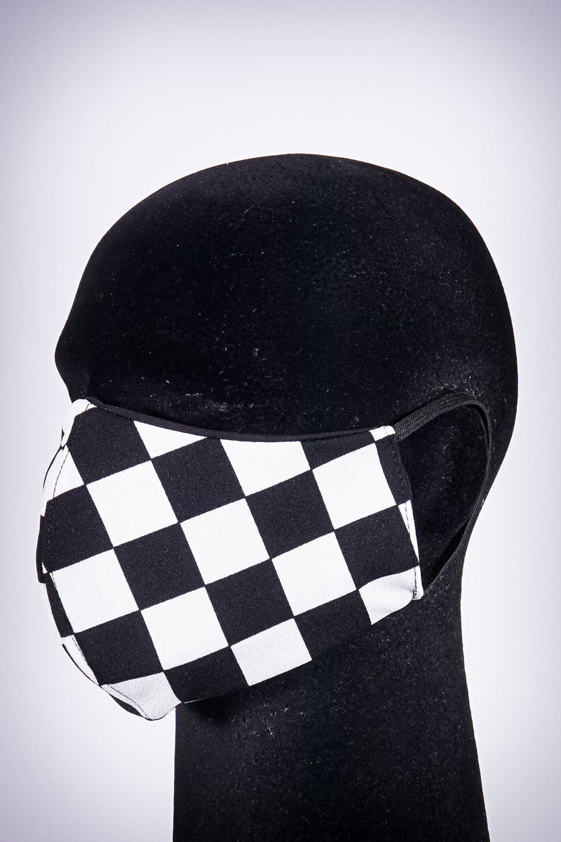 Covered! Checkmate mouth mask, black/white – Burning Sands™